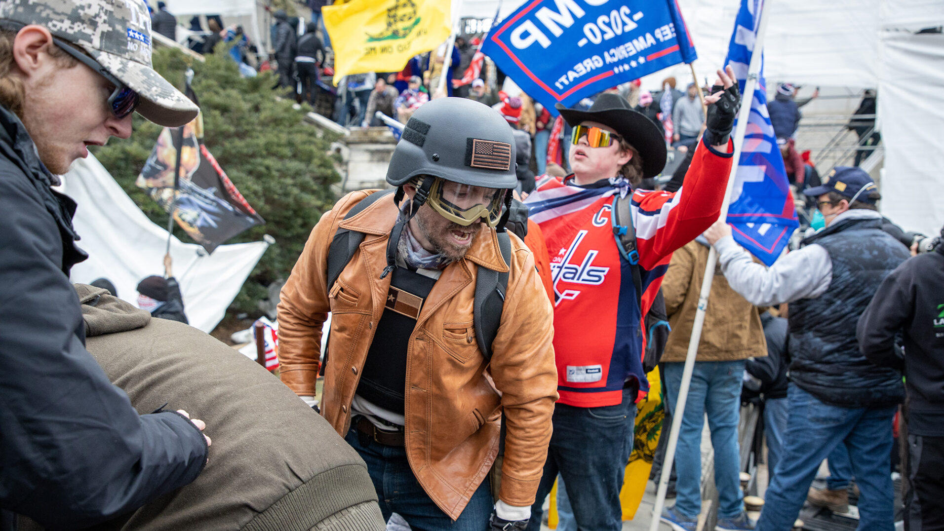 Polarization, extremism, and proportional representation